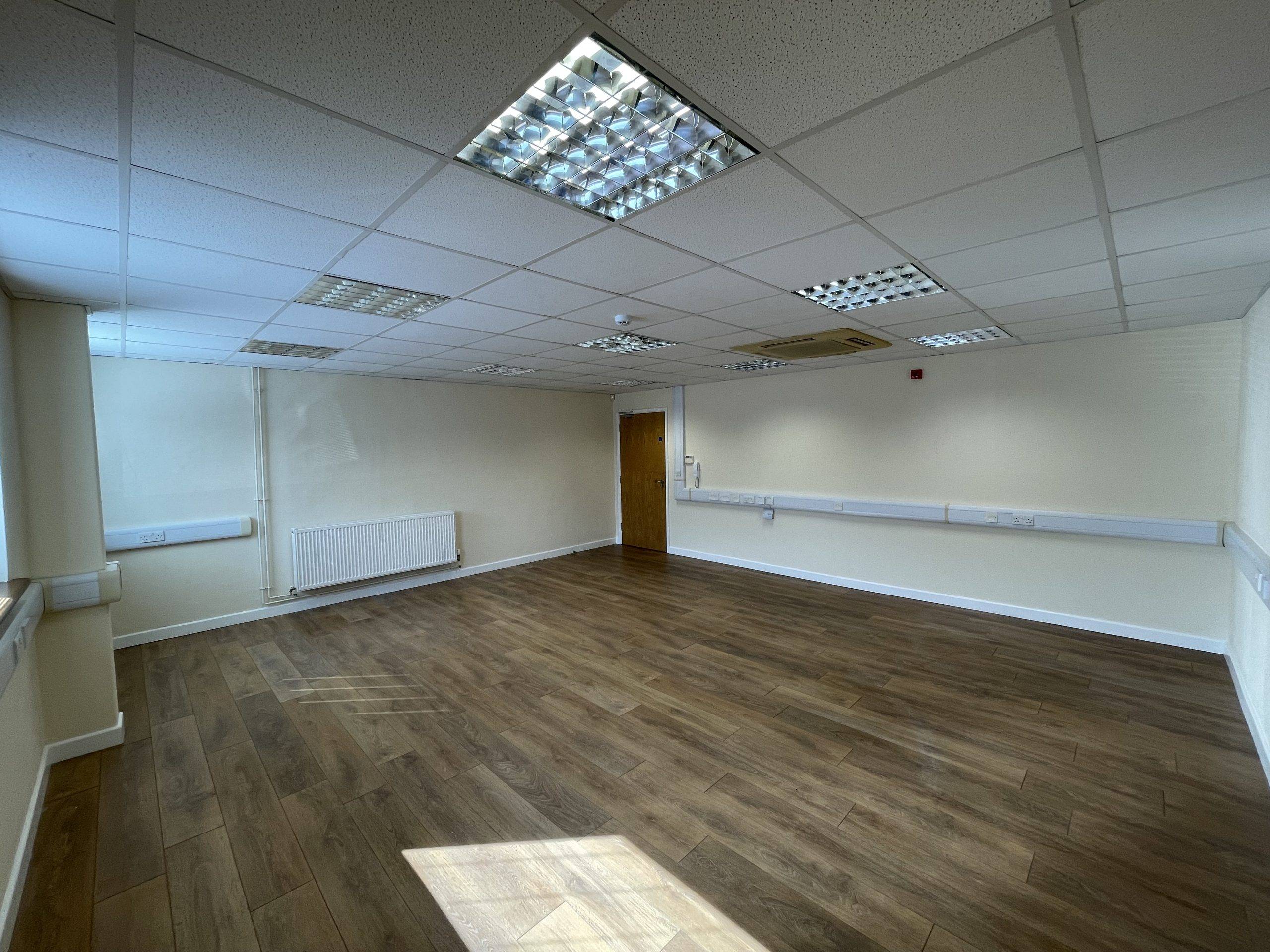 JR Quarter Office 1 - JR Office and Warehouse Rentals